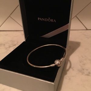 Pandora | Jewelry | Pandora Limited Edition Snowflake Bangle | Poshmark